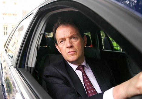 Kevin Whately | ČSFD.cz