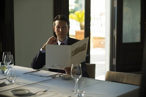 Jonathan Aris | ČSFD.cz