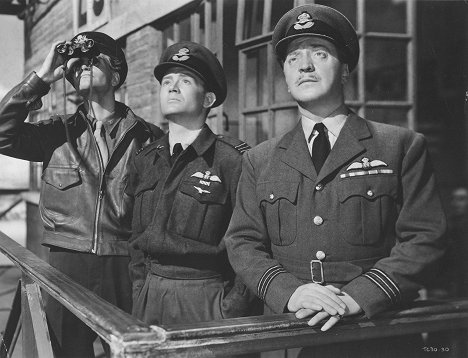 Basil Radford | ČSFD.cz