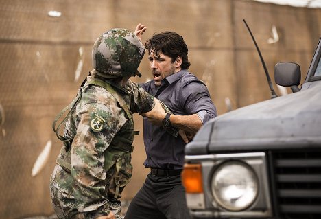 Bren Foster | ČSFD.cz