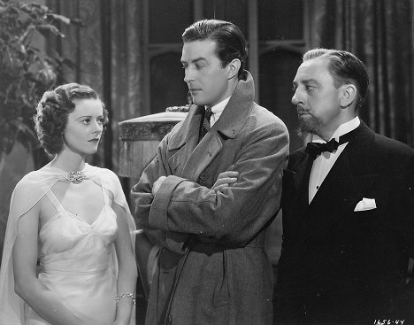 Porter Hall | ČSFD.cz