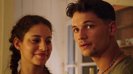 Doga Gürer | ČSFD.cz