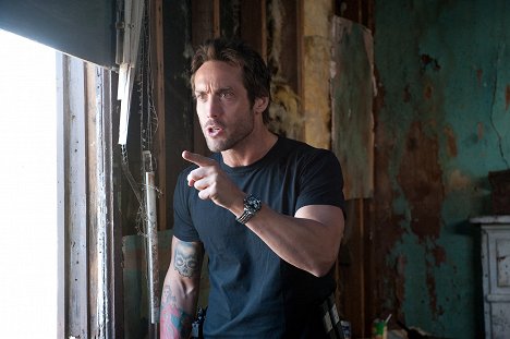 Johnny Strong | ČSFD.cz