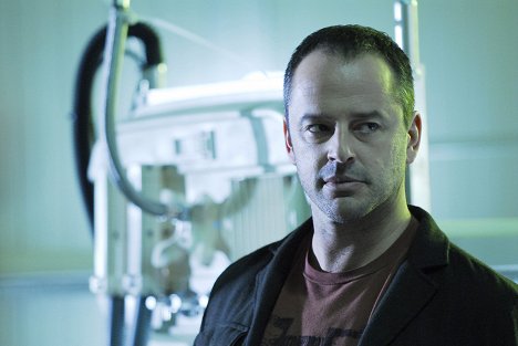 Gil Bellows | ČSFD.cz