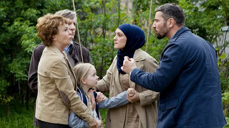 Neshe Demir | ČSFD.cz