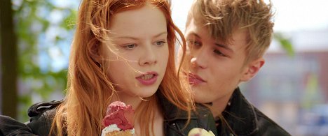 Emma Bading | ČSFD.cz