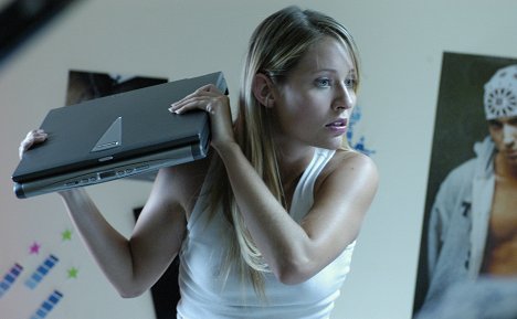 Baelyn Neff | ČSFD.cz