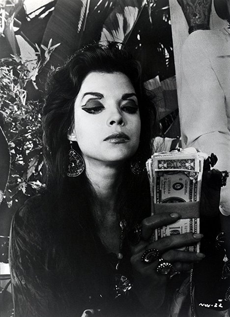 Kathryn Loder | ČSFD.cz