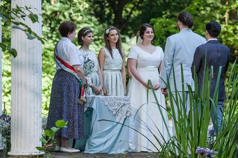 Lili Bajor | ČSFD.cz