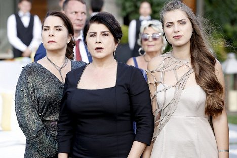 Seher Devrim Yakut | ČSFD.cz