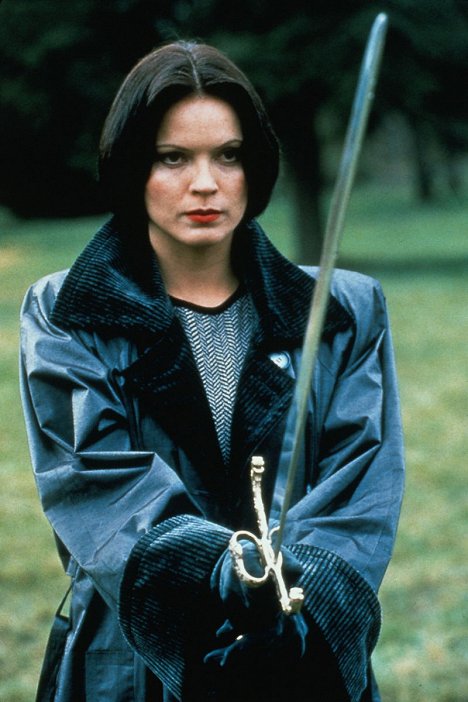 Elizabeth Gracen | ČSFD.cz