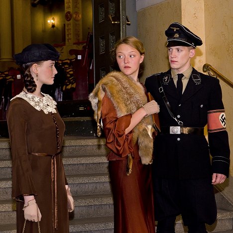 Lola Dockhorn | ČSFD.cz