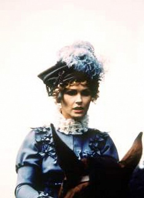 Fiona Fullerton | ČSFD.cz