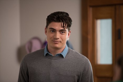 Zane Holtz | ČSFD.cz