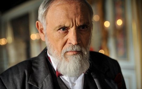 Suavi Eren | ČSFD.cz