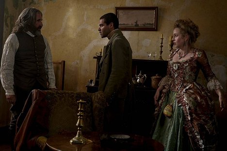 Ash Hunter | ČSFD.cz