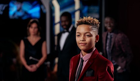 Max Fincham | ČSFD.cz