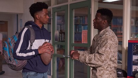 Antonio J Bell | ČSFD.cz