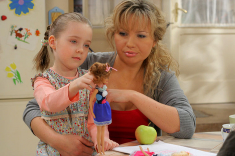 Julia Kerner | ČSFD.cz