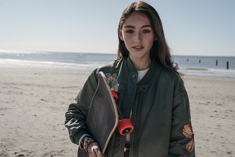 Emily Kusche | Galéria - Z filmu | ČSFD.sk