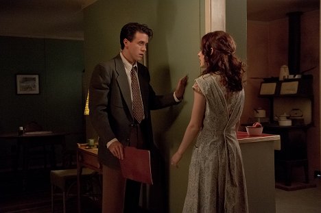 Ashley Zukerman | ČSFD.cz