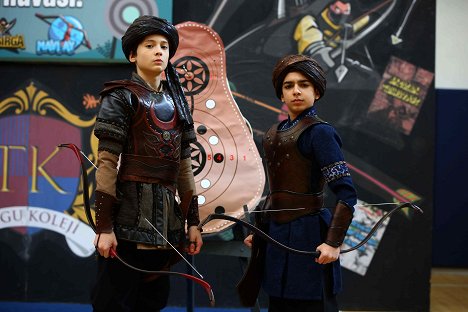 Esat Polat Güler | ČSFD.cz