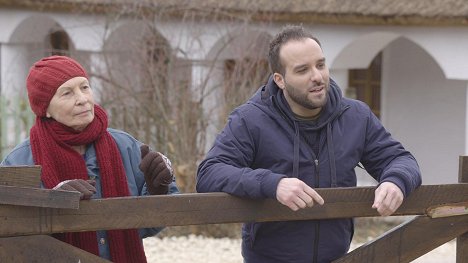 Emma Bessenyei | ČSFD.cz