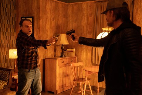 Greg Bryk | Galerie - Z filmu | ČSFD.cz