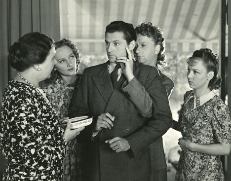 Christian Arhoff | ČSFD.cz