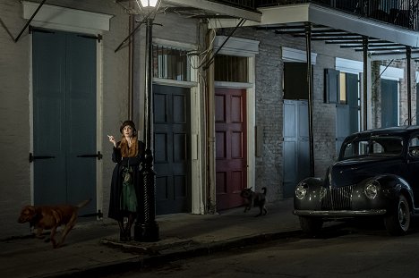 Maura Grace Athari | Galerie - Z filmu | ČSFD.cz