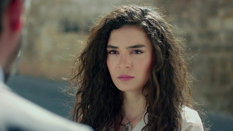 Ebru Şahin | ČSFD.cz