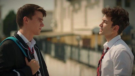 Berk Ali Çatal | ČSFD.cz