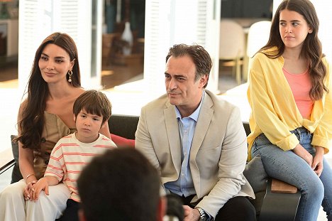 Nehir Gökdemir | ČSFD.cz