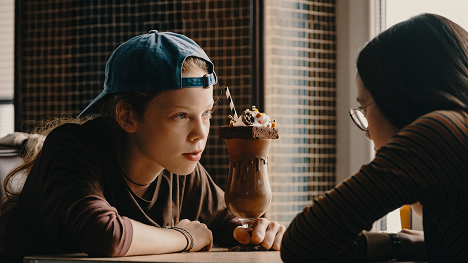 Bella Bading | ČSFD.cz