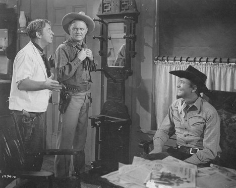 Harry Strang | ČSFD.cz