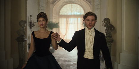 Josephine Thiesen | ČSFD.cz