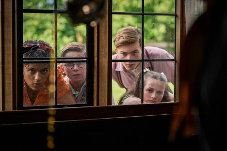 Flora Jacoby Richardson | Galerie - Z filmu | ČSFD.cz