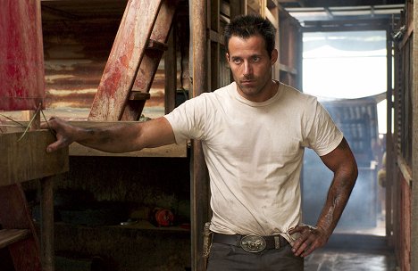 The Outsider Johnny Messner