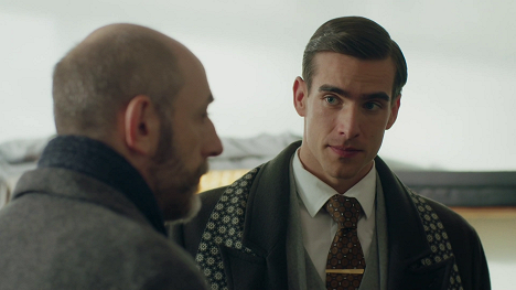 Adam Bardy | Galerie - Z filmu | ČSFD.cz