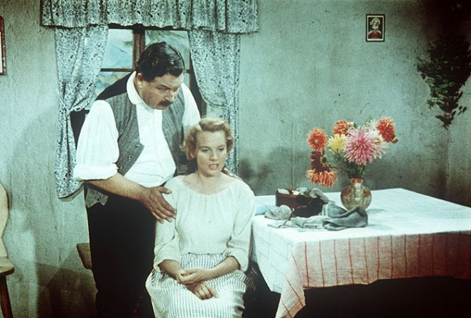 Die Magd von Heiligenblut (1956) | ČSFD.cz