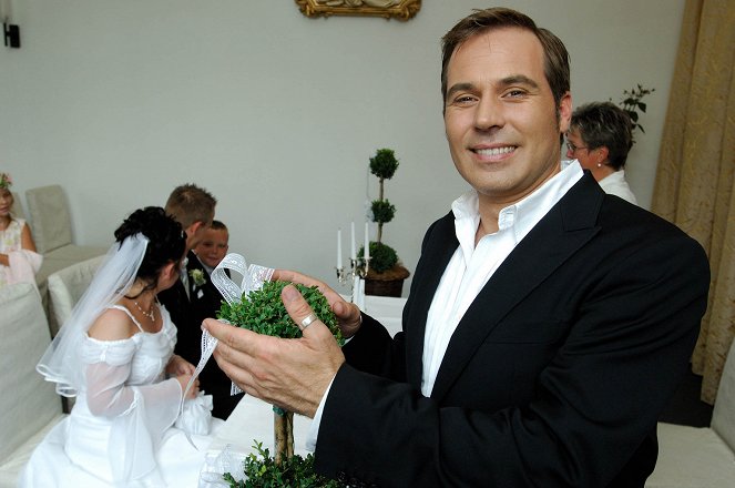 Frank - der Weddingplaner (2006) | ČSFD.cz