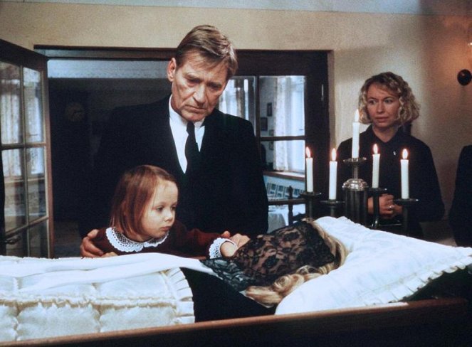 Jahrestage (2000) | ČSFD.cz