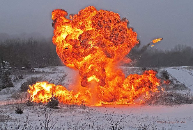 Vzestup superbomb (2018) | ČSFD.cz