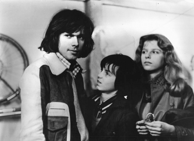 Mniejszy szuka Dużego (1975) | ČSFD.cz