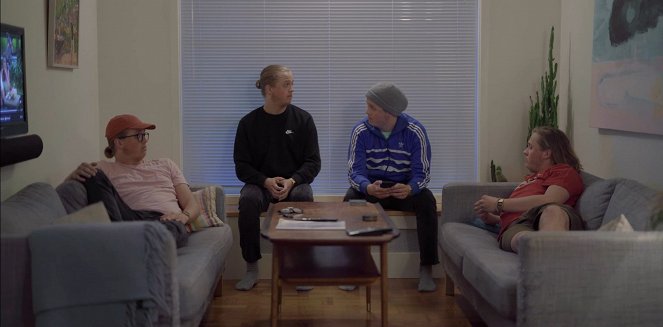 Alene sammen (2021) | ČSFD.cz