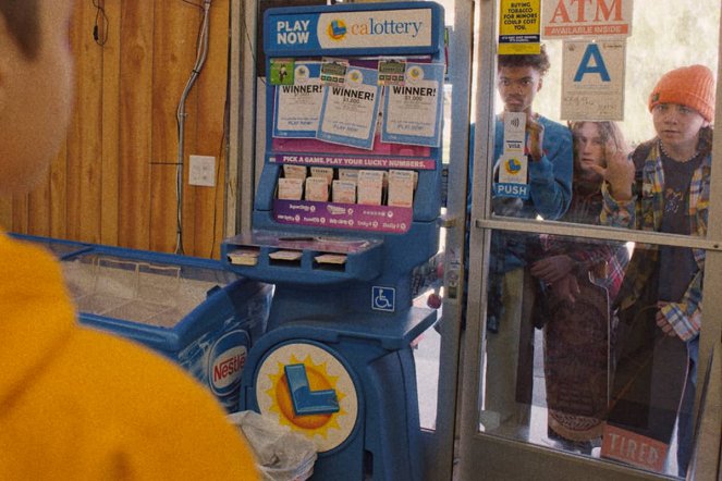 Swipe (2020) | Galerie - Z filmu | ČSFD.cz