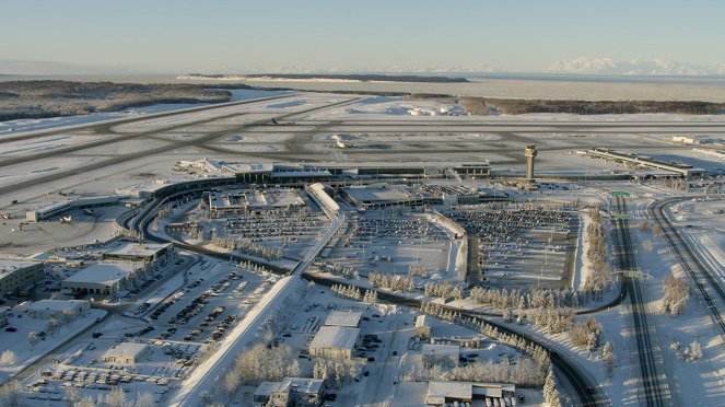 Ice Airport Alaska (2020) | Galerie - Ze seriálu | ČSFD.cz