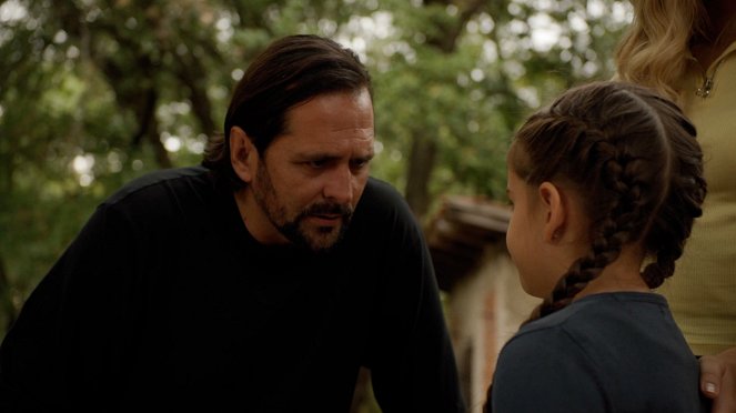 Keresztanyu - Vaklárma (S04E66) (2022) | Galerie - Z epizody | ČSFD.cz