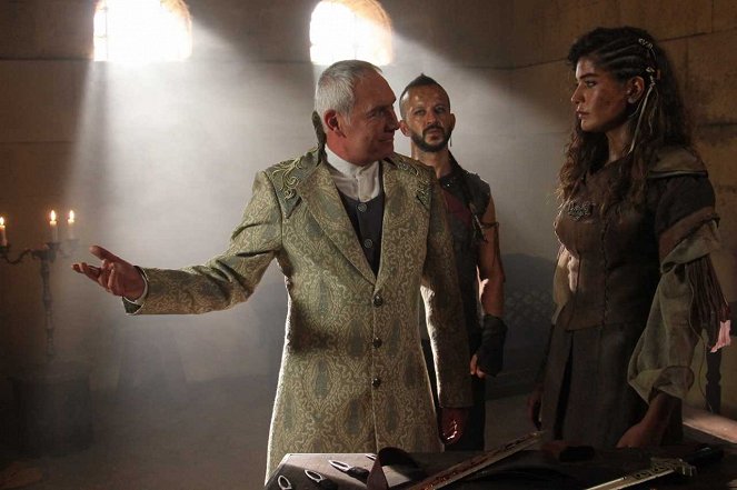 Filinta - Episode 1 (S02E01) (2015) | ČSFD.cz