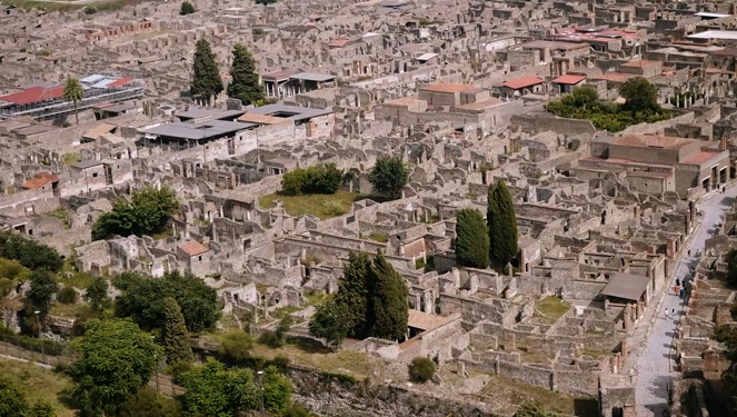 Odhalené Pompeje (2022) | ČSFD.cz